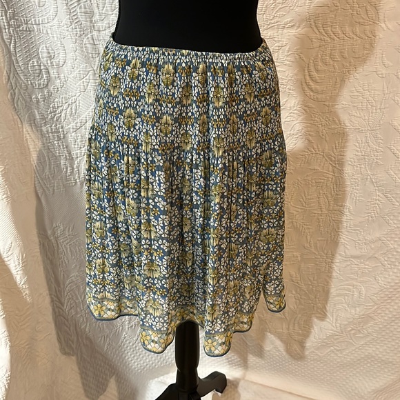 Max Studio | Skirts | Max Studio Skirt Size Medium Nwt | Poshmark